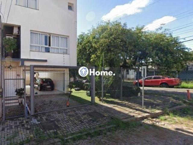 Sobrado com 3 quartos, 1 suíte, lareira, churrasqueira, 3 vagas cobertas na zon