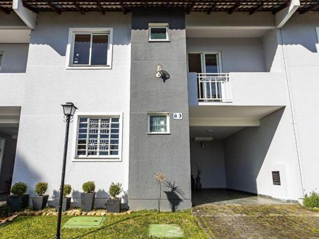 Sobrado com 3 quartos, 2 vagas, ao lado do Parque Tanguá – Curitiba