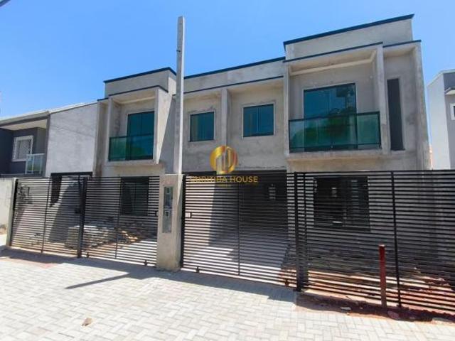 sobrado com 3 quartos 2 vagas banheiro churrasqueira sacada no cic VITORIA RÉGIA