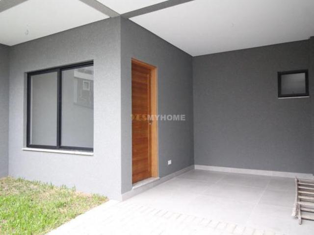 Sobrado com 3 quartos, 2 vagas de garagem e 180m² no Tingui Curitiba