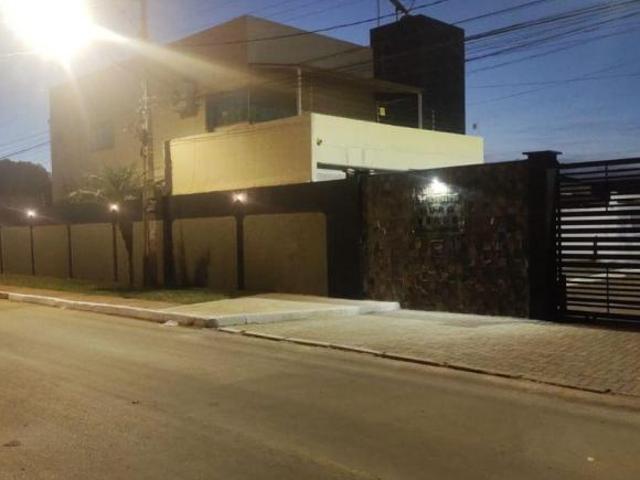 SOBRADO COM 3 QUARTOS, 2 SUITES, PISCINA, PONTE ALTA NORTE