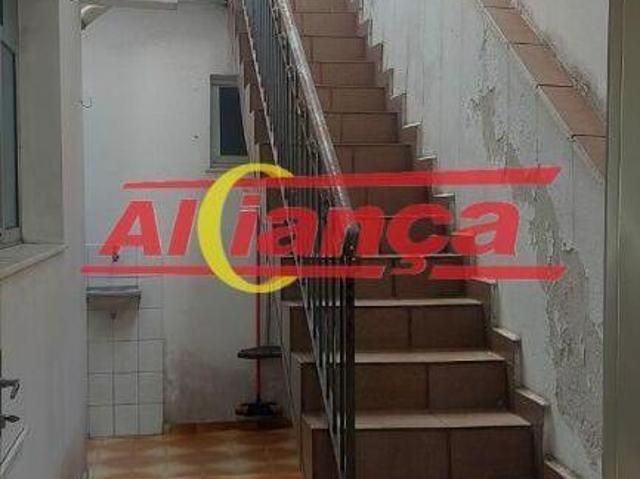 Sobrado com 3 quartos, 4 vagas garagem no Gopouva, 211 m2