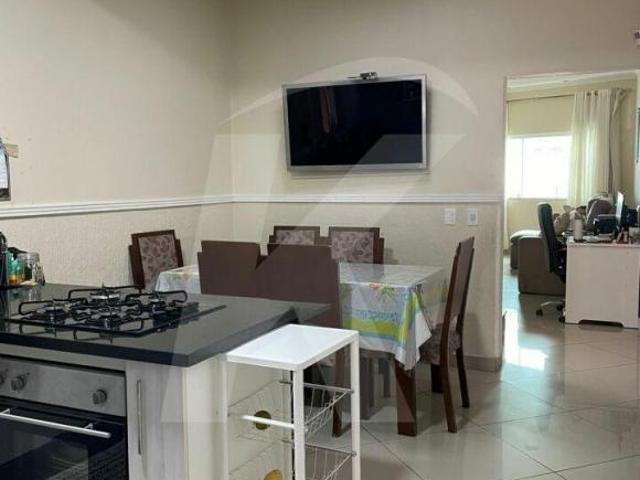 Sobrado com 3 Quartos, 4 banheiros, 2 vagas de garagem com 133 m²