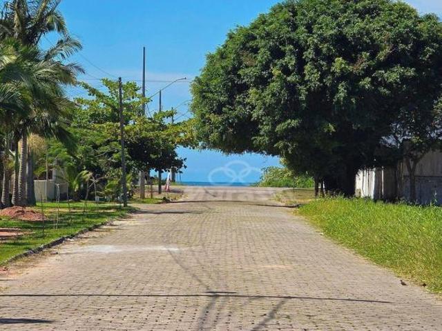 Sobrado com 3 quartos à venda, 84 m² por R$ 750.000 Brejatuba Guaratuba/PR