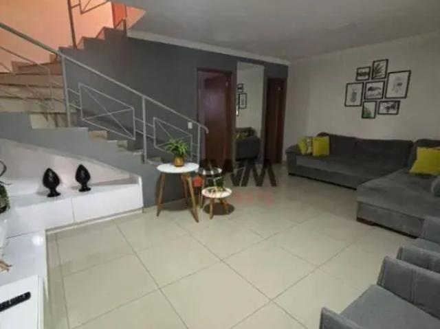 Sobrado com 3 quartos à venda, 93 m² por R$ 780.000 Jardim Planalto Goiânia/GO