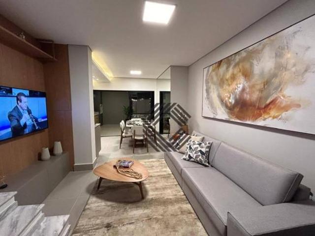 Sobrado com 3 quartos à venda, 114 m² por R$ 839.000 Chácaras Reunidas São Jorge Sorocaba/SP