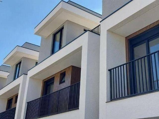 Sobrado com 3 quartos à venda, 136 m² por R$ 825.000 Cajuru Curitiba/PR
