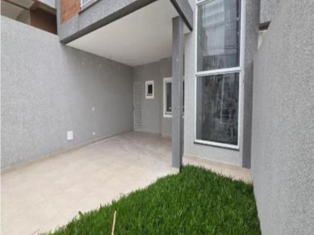 Sobrado com 3 Quartos à venda, 138m² Capão Raso