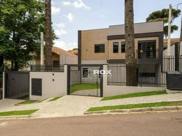 Sobrado com 3 quartos à venda, 139 m² por R$ 995.000 Santa Cândida Curitiba/PR