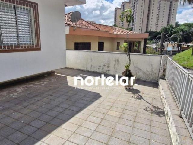 Sobrado com 3 quartos à venda, 142 m² por R$ 645.000 Parque Maria Domitila São Paulo/SP