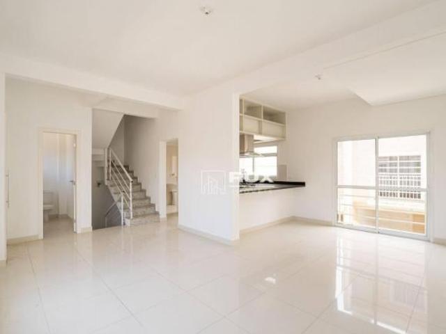 Sobrado com 3 quartos à venda, 185 m² por R$ 950.000 Santa Felicidade Curitiba/PR