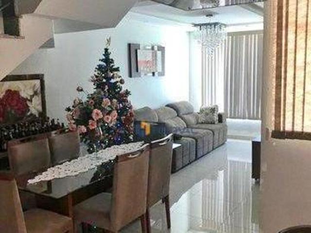 Sobrado com 3 quartos à venda, 190 m² por R$ 750.000 Jardim Tóquio Maringá/PR