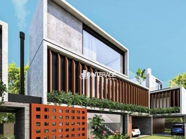 Sobrado com 3 quartos à venda, 233 m² por R$ 2.134.796 Seminário Curitiba/PR