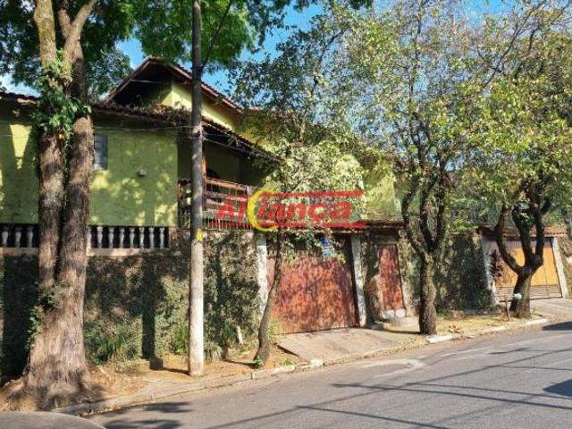 SOBRADO COM 3 QUARTOS A VENDA, 213M², JARDIM SANTA CLARA GUARULHOS.GRU/SP