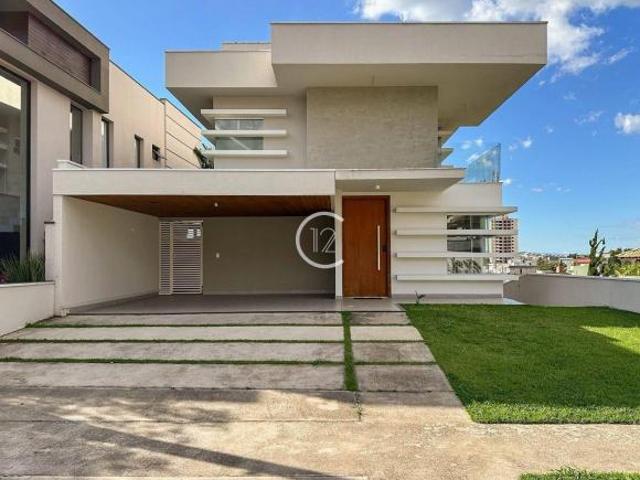 Sobrado com 3 quartos à venda, 260 m² por R$ 2.400.000 Urbanova São José dos Campos/SP