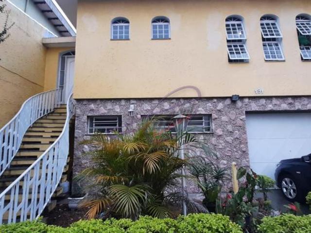 Sobrado com 3 Quartos à Venda, 270 m²