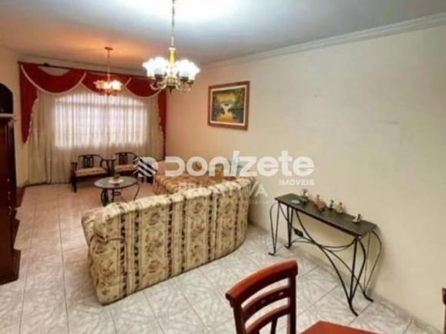 Sobrado com 3 quartos à venda, 274m² Parque das Nações