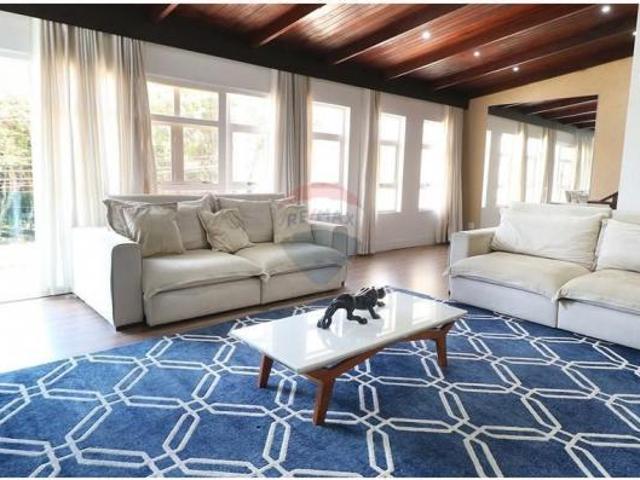 Sobrado com 3 Quartos à venda, 294m² Parque Palmas do Tremembé