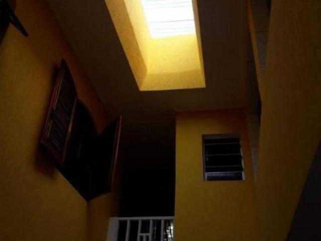Sobrado com 3 quartos à venda, 305 m² por R$ 1.000.000 Vila Rio de Janeiro Guarulhos/SP