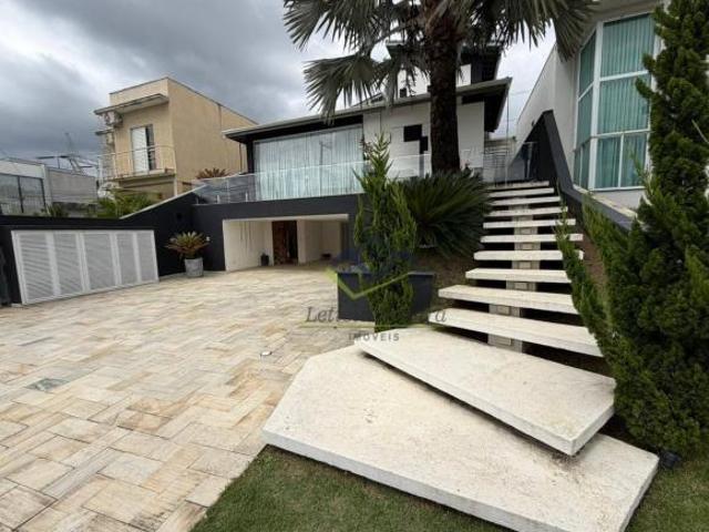 Sobrado com 3 Quartos à venda, 317 m² por R$ 5.870.000 Parque Residencial Itapeti Mogi das Cruze