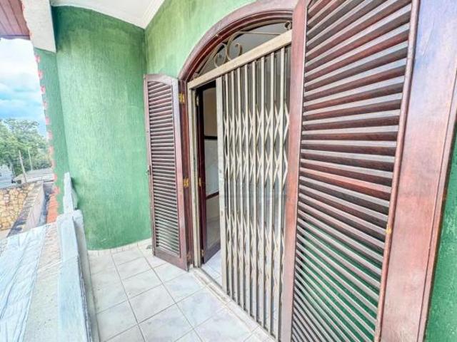 Sobrado com 3 quartos à venda, com 273 m² no bairro Parque Erasmo Santo André/SP