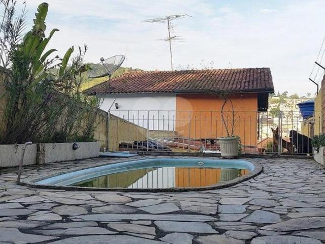 Sobrado com 3 quartos à venda em Tremembé SP