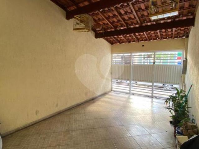 Sobrado com 3 quartos à venda em Tupi SP