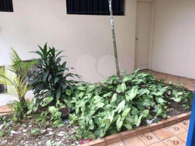 Sobrado com 3 quartos à venda em Vila monumento SP