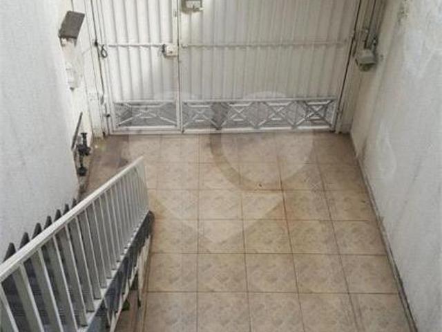 Sobrado com 3 quartos à venda em Vila nhocune SP