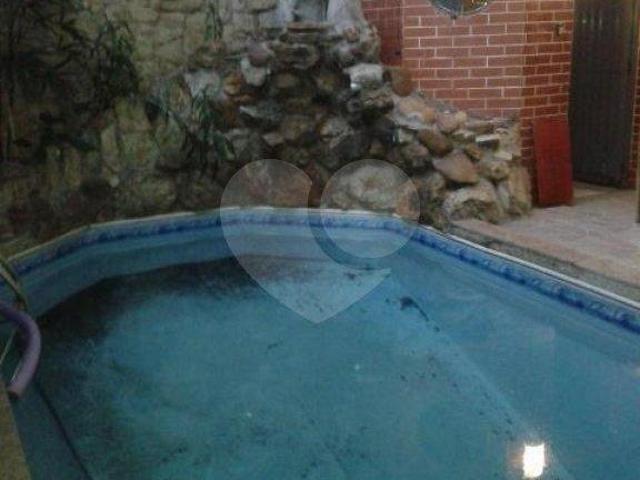 Sobrado com 3 quartos à venda em Vila nivi SP