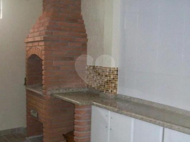 Sobrado com 3 quartos à venda em Vila nova galvão SP