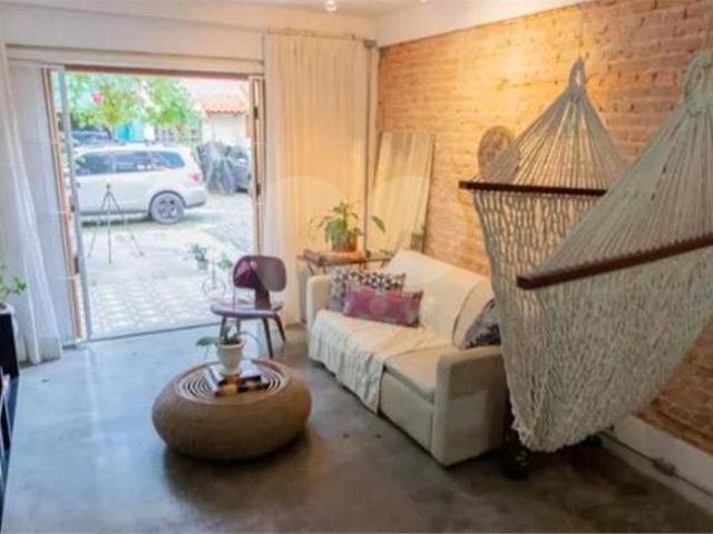 Sobrado com 3 quartos à venda em Vila olímpia SP