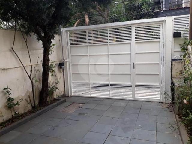 Sobrado com 3 quartos à venda em Vila anglo brasileira SP
