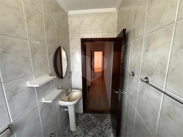 Sobrado com 3 quartos à venda em Vila Carrão SP