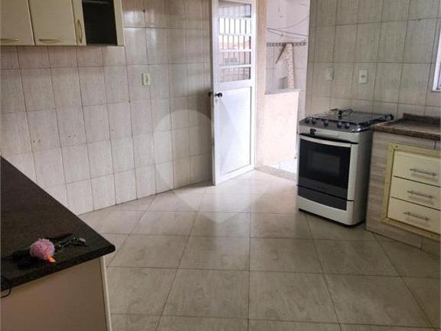 Sobrado com 3 quartos à venda em Vila Dalila SP