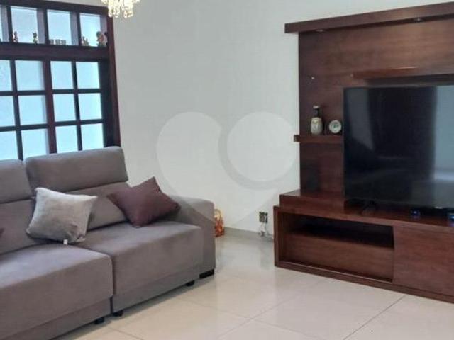 Sobrado com 3 quartos à venda em Vila ema SP