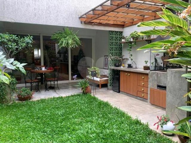 Sobrado com 3 quartos à venda em Vila ipojuca SP