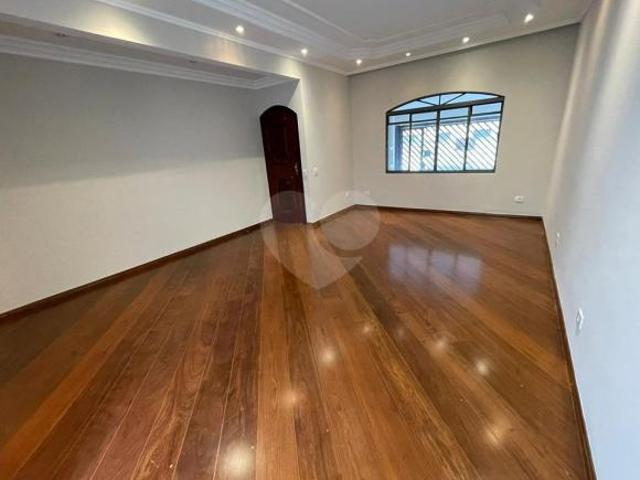 Sobrado com 3 quartos à venda em Vila Palmeiras SP