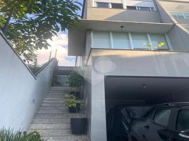Sobrado com 3 quartos à venda em Vila pedra branca SP