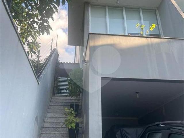 Sobrado com 3 quartos à venda em Vila pedra branca SP