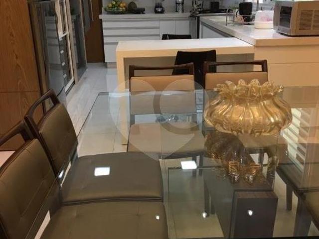 Sobrado com 3 quartos à venda em Vila roque SP