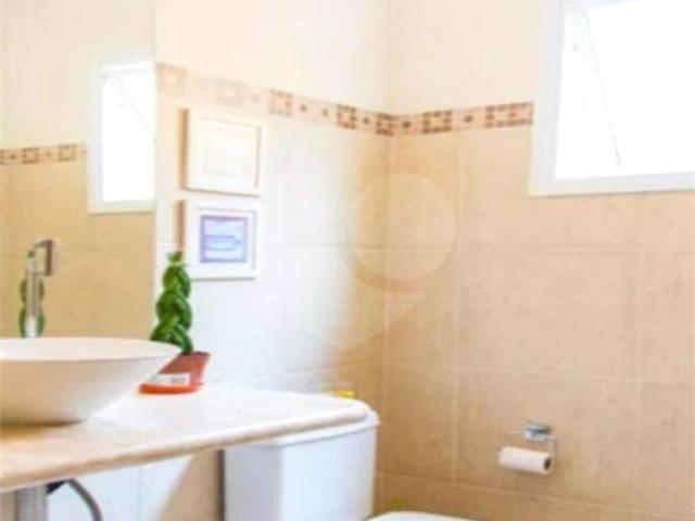 Sobrado com 3 quartos à venda em Vila scarpelli SP