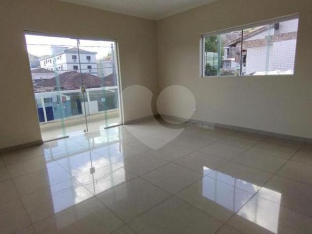 Sobrado com 3 quartos à venda em Vila valença SP