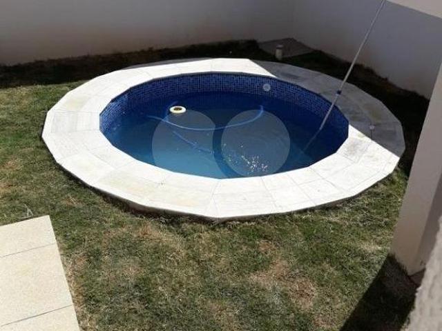 Sobrado com 3 quartos à venda em Villa verde SP