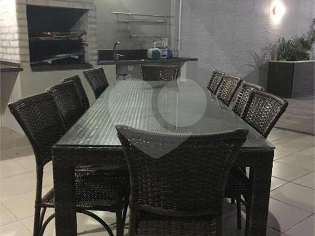 Sobrado com 3 quartos à venda em Villaggio Capríccio SP