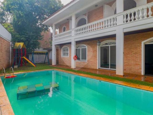 Sobrado com 3 quartos à venda em Alto de pinheiros SP