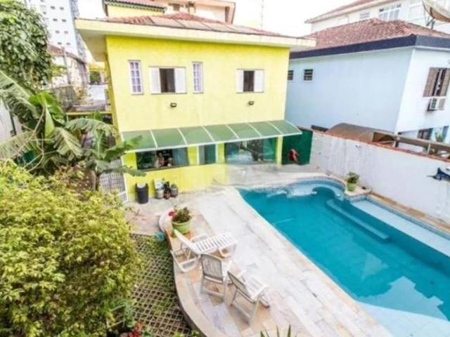 Sobrado com 3 quartos à venda em Aparecida SP