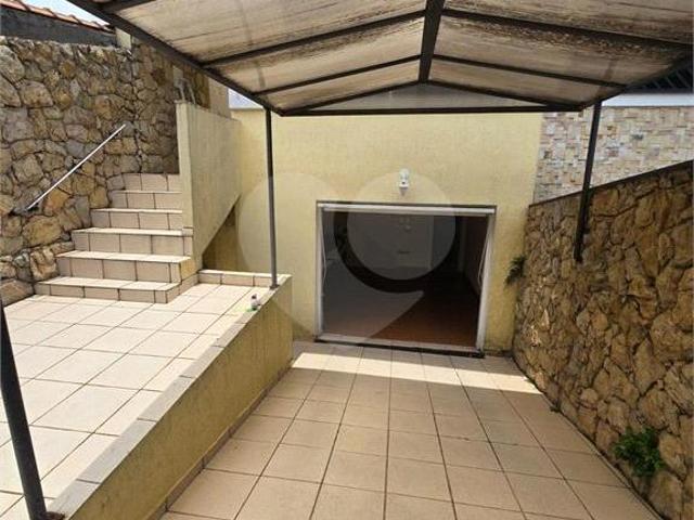 Sobrado com 3 quartos à venda em Baeta Neves SP