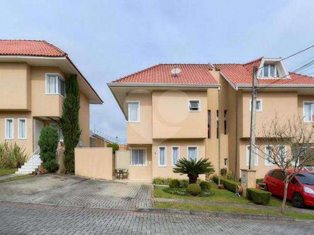 Sobrado com 3 quartos à venda em Barreirinha PR