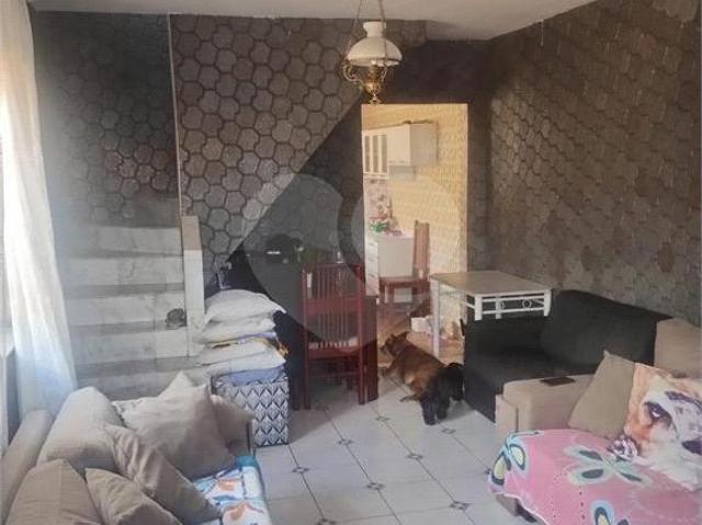 Sobrado com 3 quartos à venda em Bortolândia SP